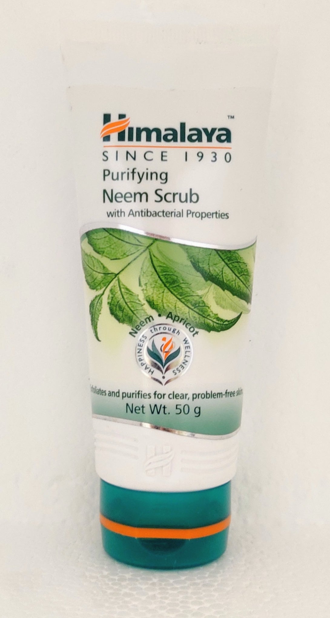 Shop Himalaya purifying neem scrub 50gm Online - Medizzo.com